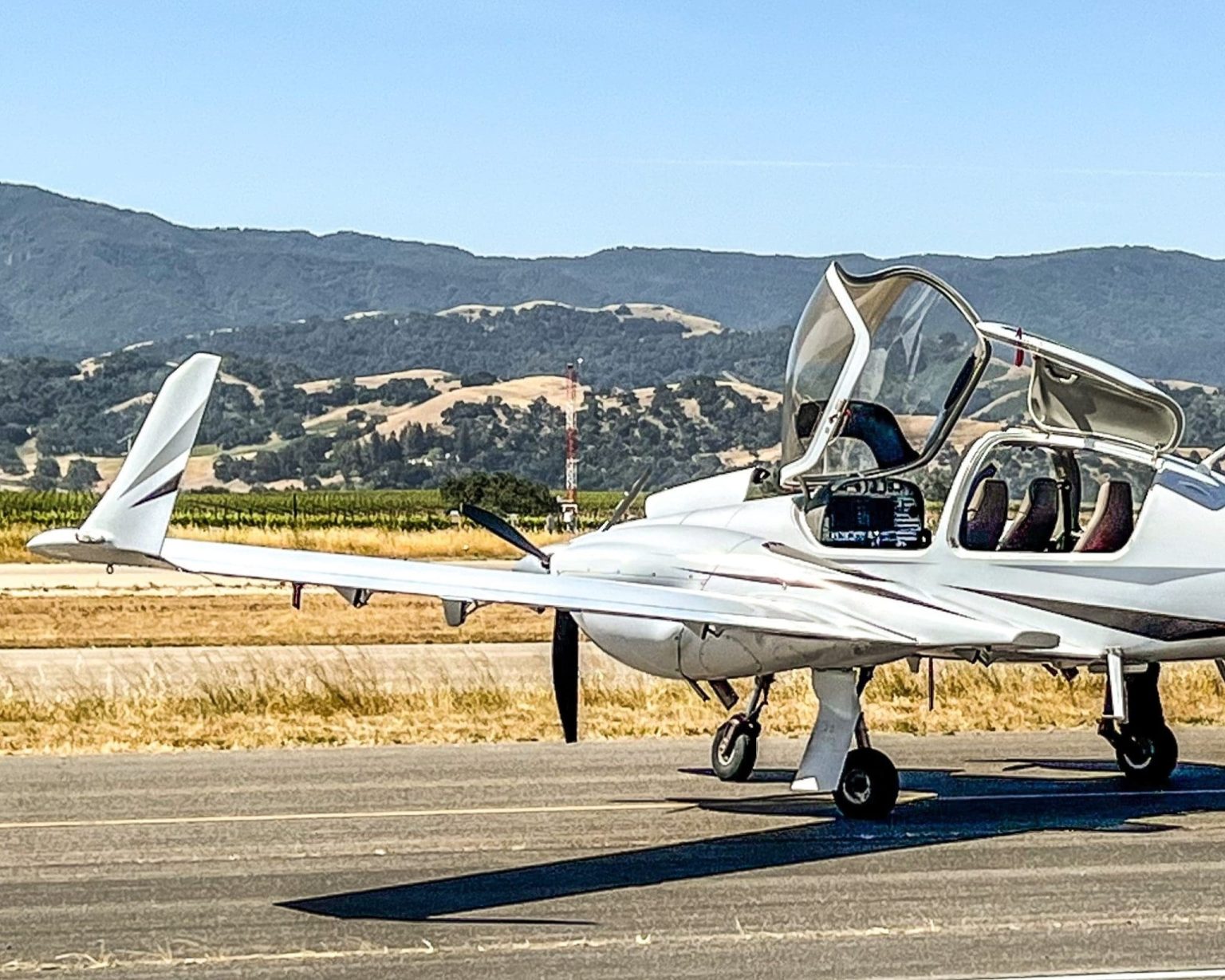 N4197D - Camarillo Flight Instruction & Aircraft Rental